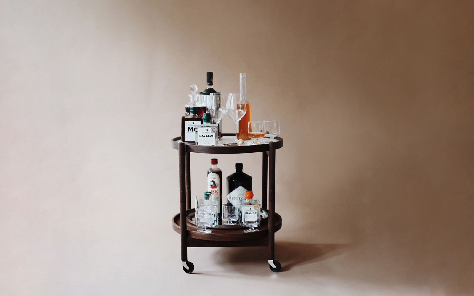 How to Make the Perfect Minimalist Home Bar