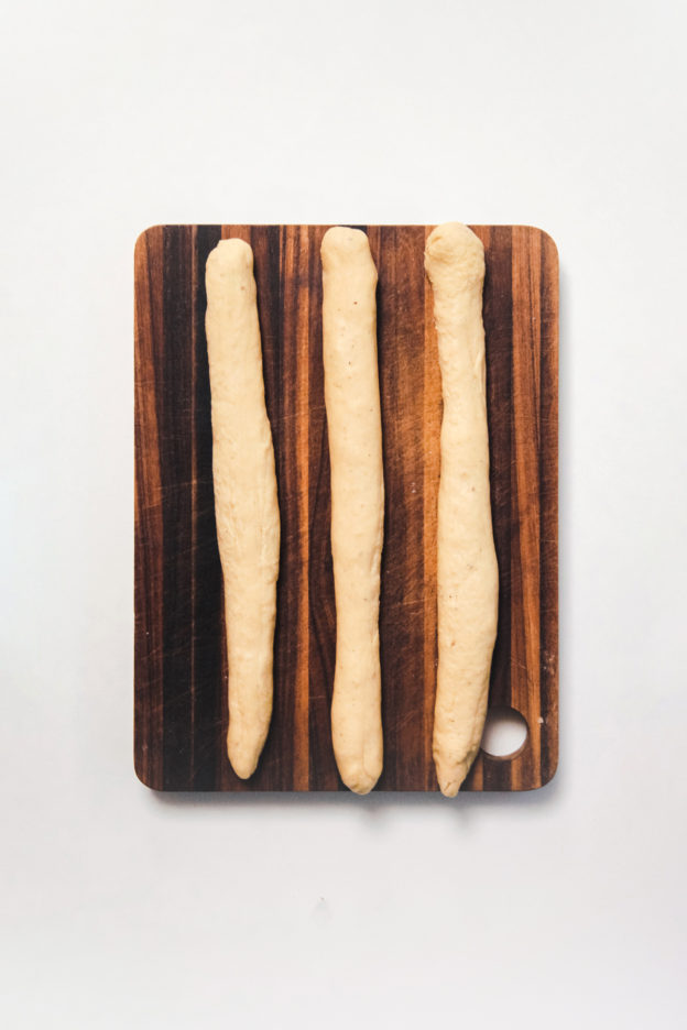 Recipe: How to Make Finnish Cardamom Pulla Bread